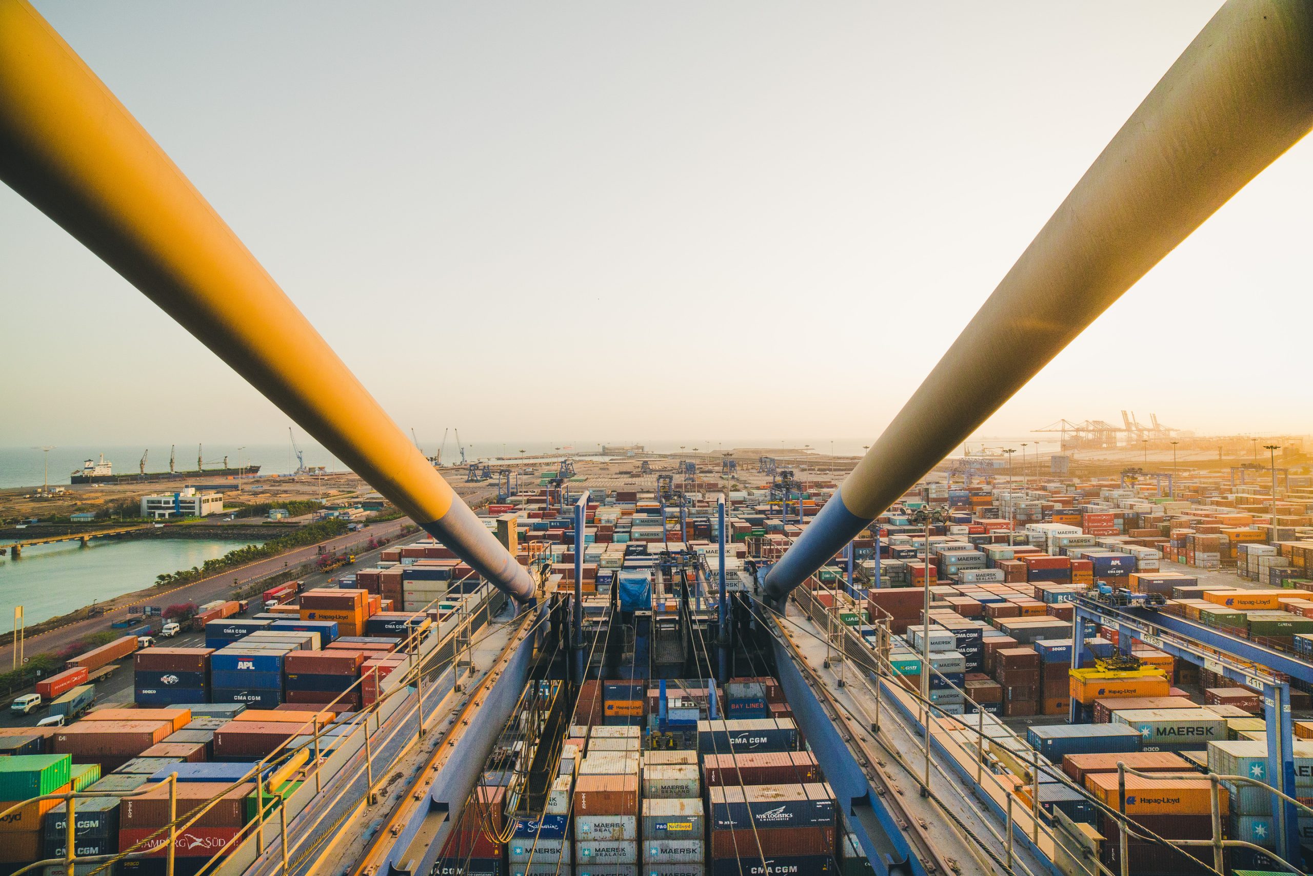 DP World Mundra records highest-ever annual throughput of 1.42 million ...